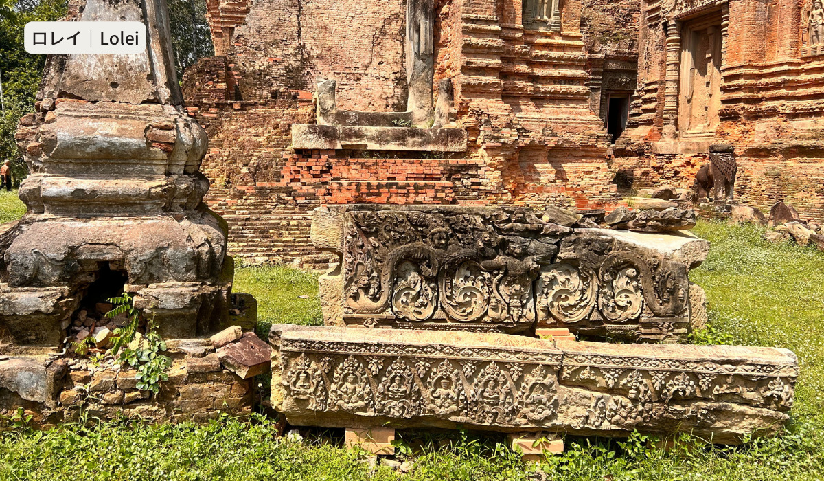 ロレイ遺跡 [Lolei] インドラタターカの中央に浮かんだ須弥山を模した寺院 – CAMBODIA NOTE
